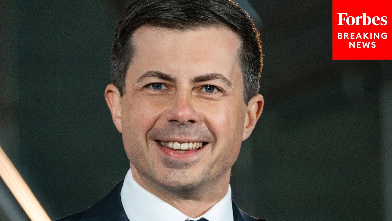 Pete Buttigieg Visits Chicago To Celebrate Construction On New O'Hare ...