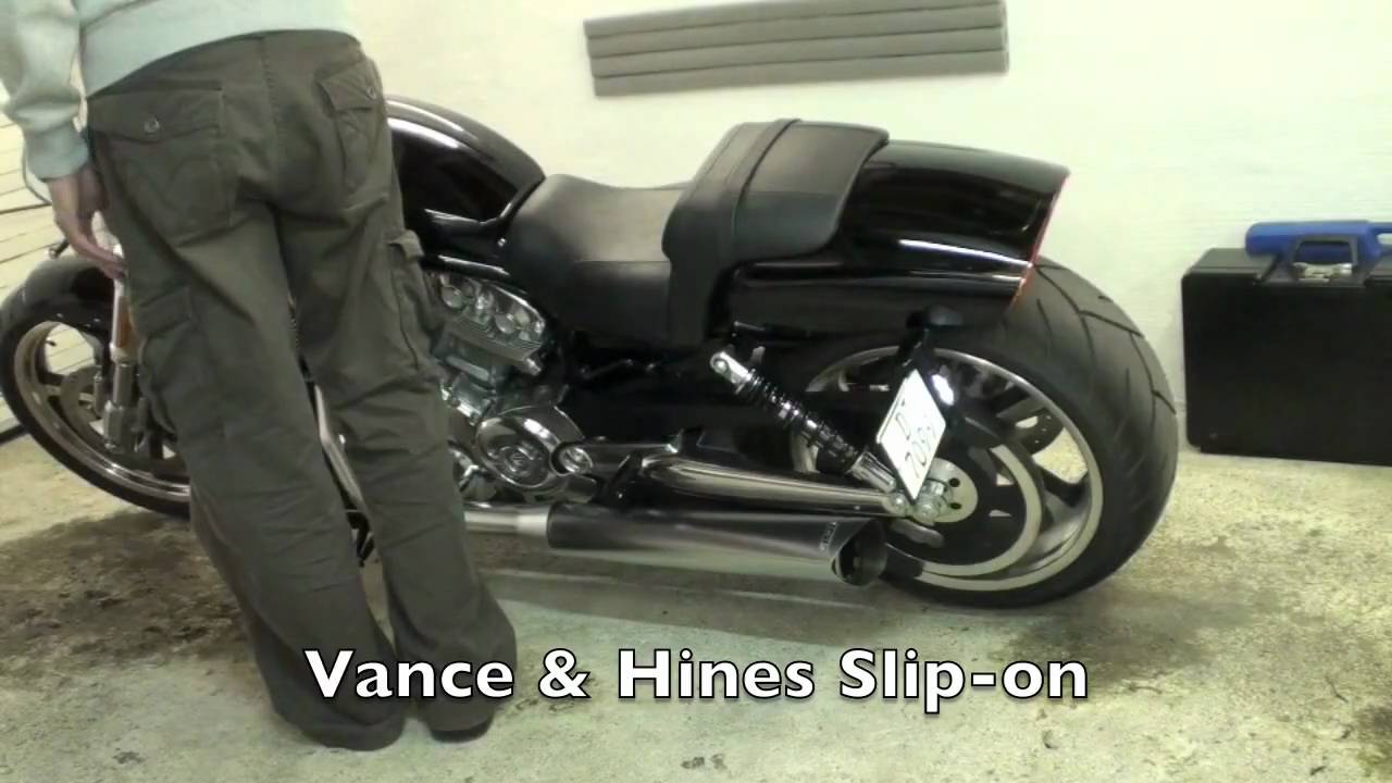 V-Rod Muscle Exhaust - YouTube