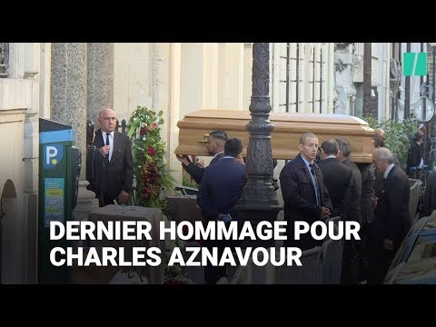 Dernier hommage à Charles Aznavour à l'église arménienne à Paris