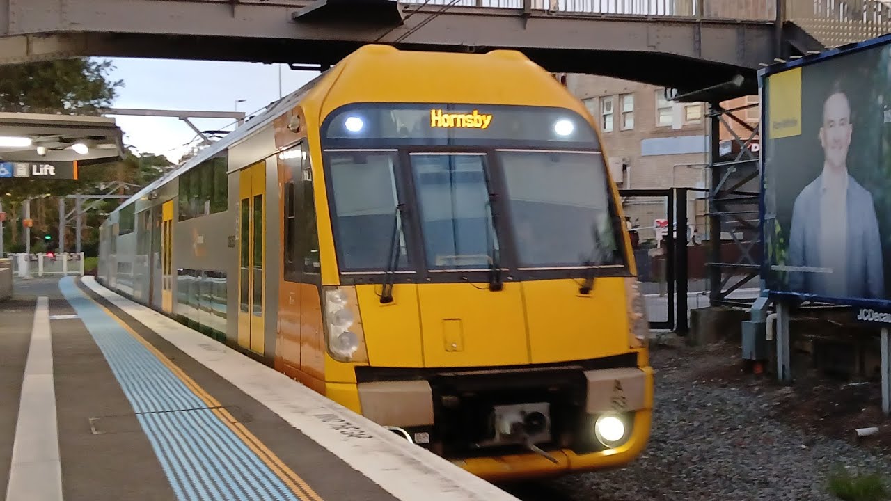 A set arriving and departing pymble station - YouTube