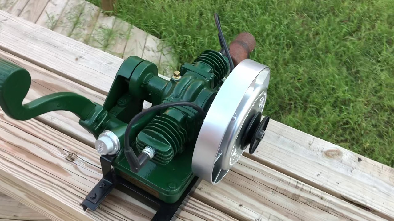 Maytag hit and miss engine - YouTube