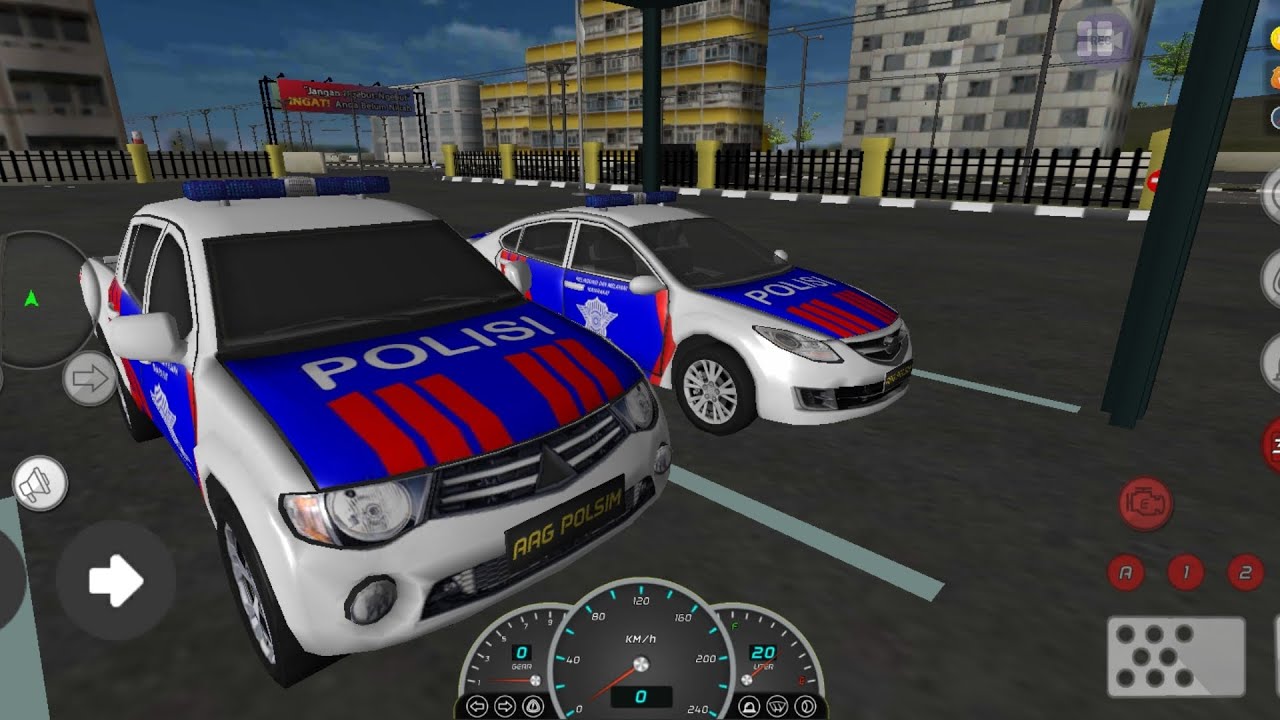Games simulator - wow!! mobil polisi kejar kejaran dengan penjahat ...