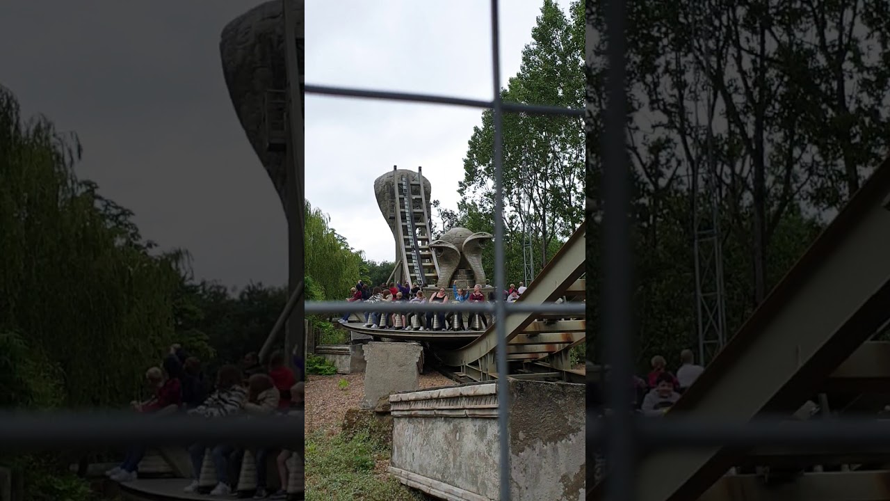 COBRA Ride ||☆ chessington world of adventures Park ☆|| Visit of london ...