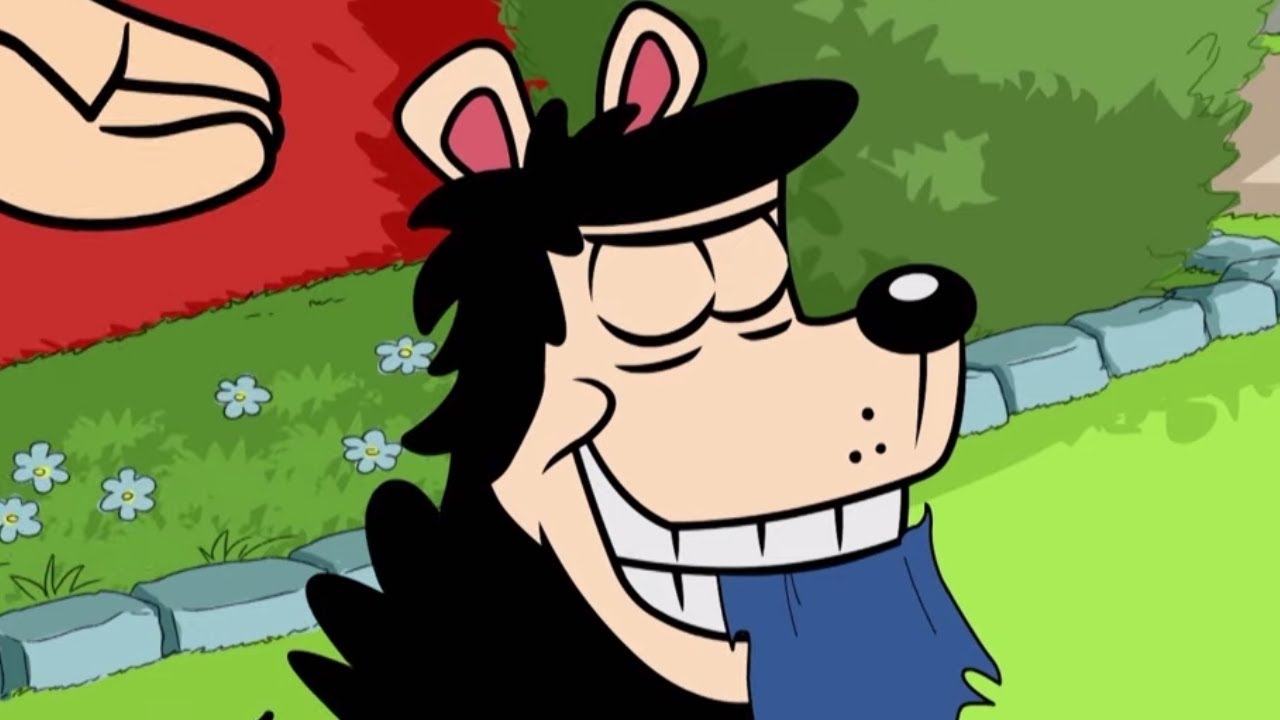 Gnasher Catches the Postman | Funny Episodes | Dennis and Gnasher - YouTube