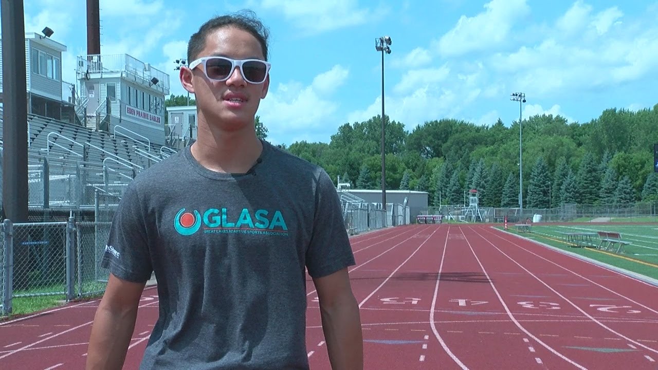 Wisconsin's Lucas Jundt Finds Passion In Running - YouTube