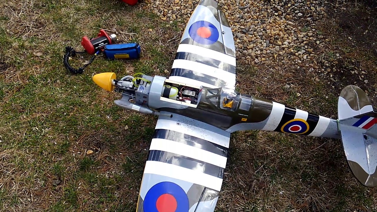 Evolution 10cc gas engine 2nd tank break-in - YouTube