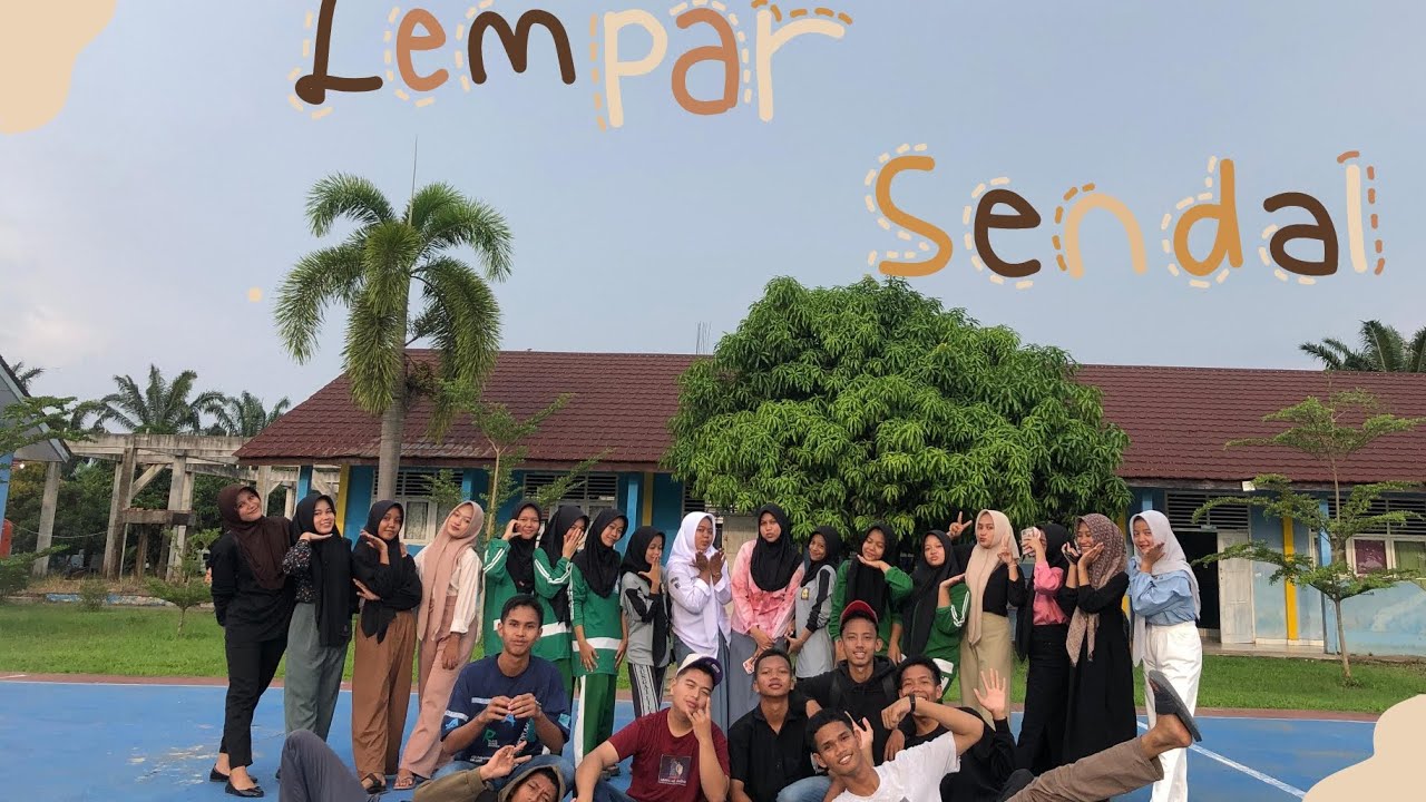 ⊰⊹ฺ main lempar sendal - YouTube