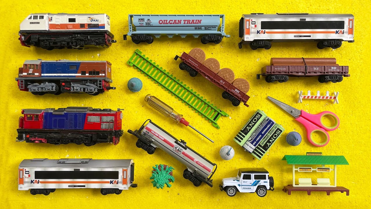 Unboxing Dan Merakit 3 Lokomotif Kereta Api CC205 RnB,CC201,CC203 ...