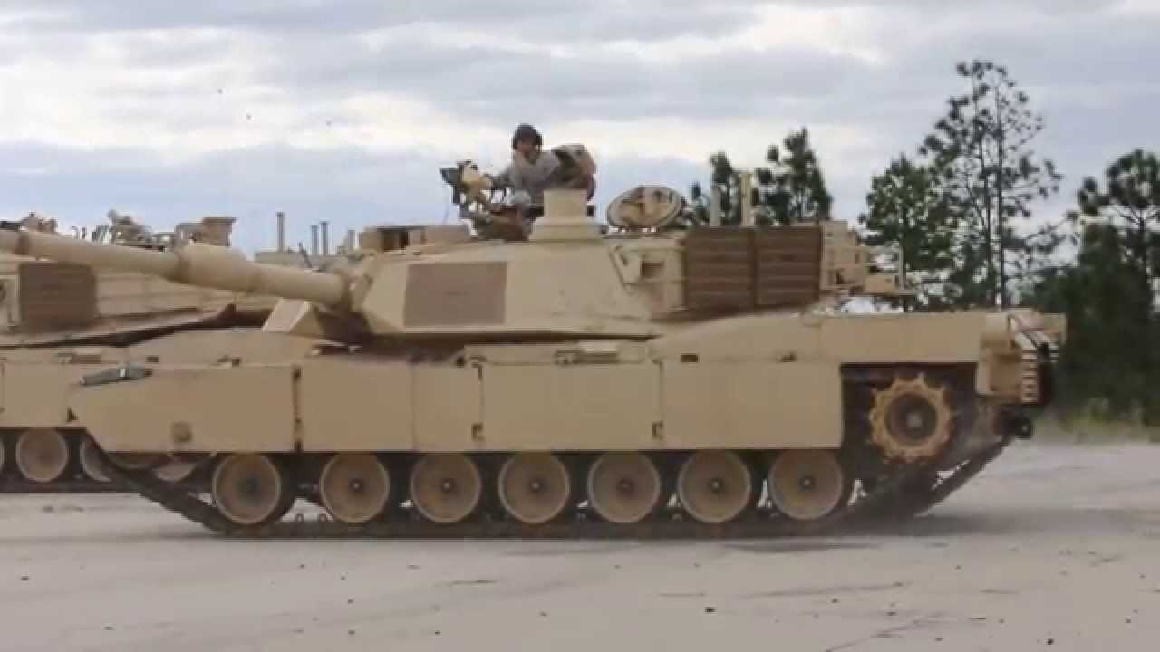 M1A2 Abrams spinning - YouTube