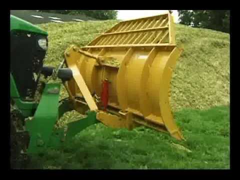 John Deere tractor with exclusive Laforge 2 STAGE BLADE - YouTube