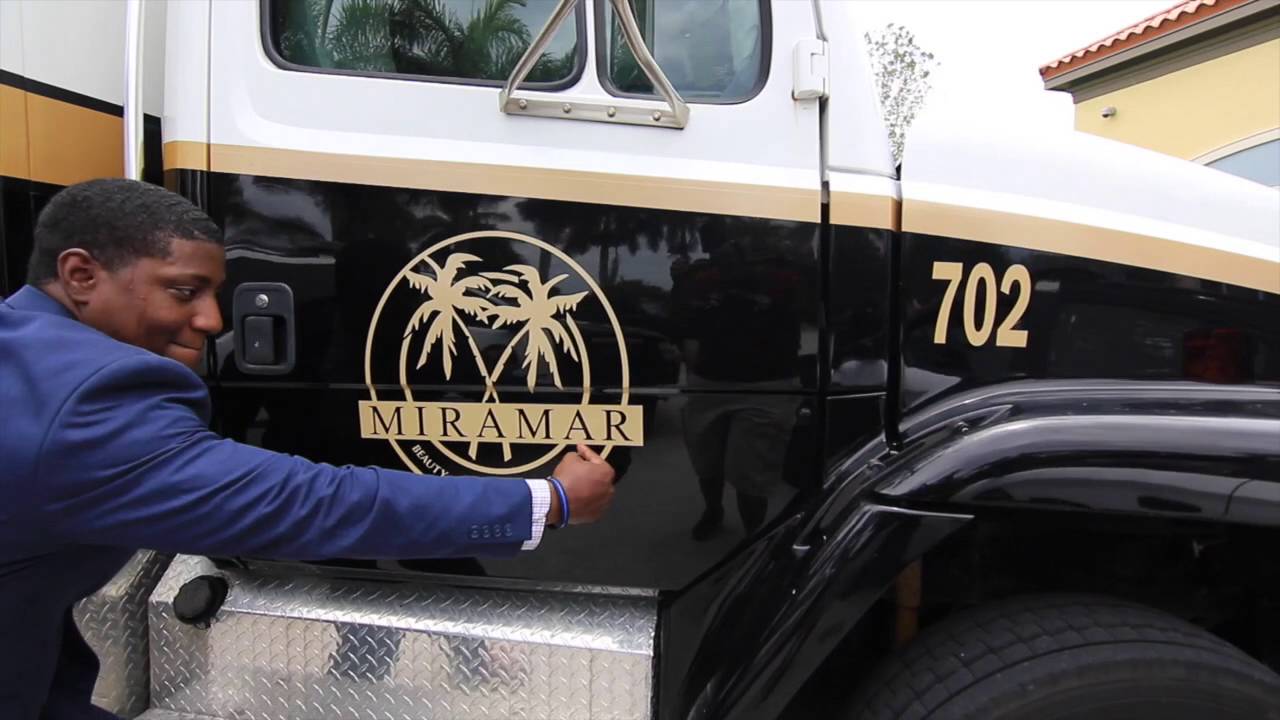 Miramar Police Department Running Man Challenge - YouTube