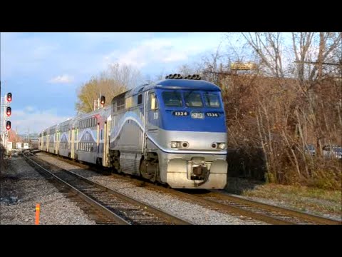 MONTREAL AMT COMMUTER TRAINS IN ACTION - YouTube