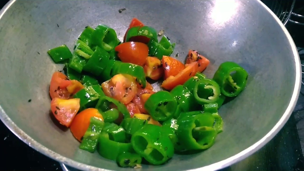 Simla Mirchi ki sabji | simple and easy recipe | রুটির সাথে খাওয়ার ...
