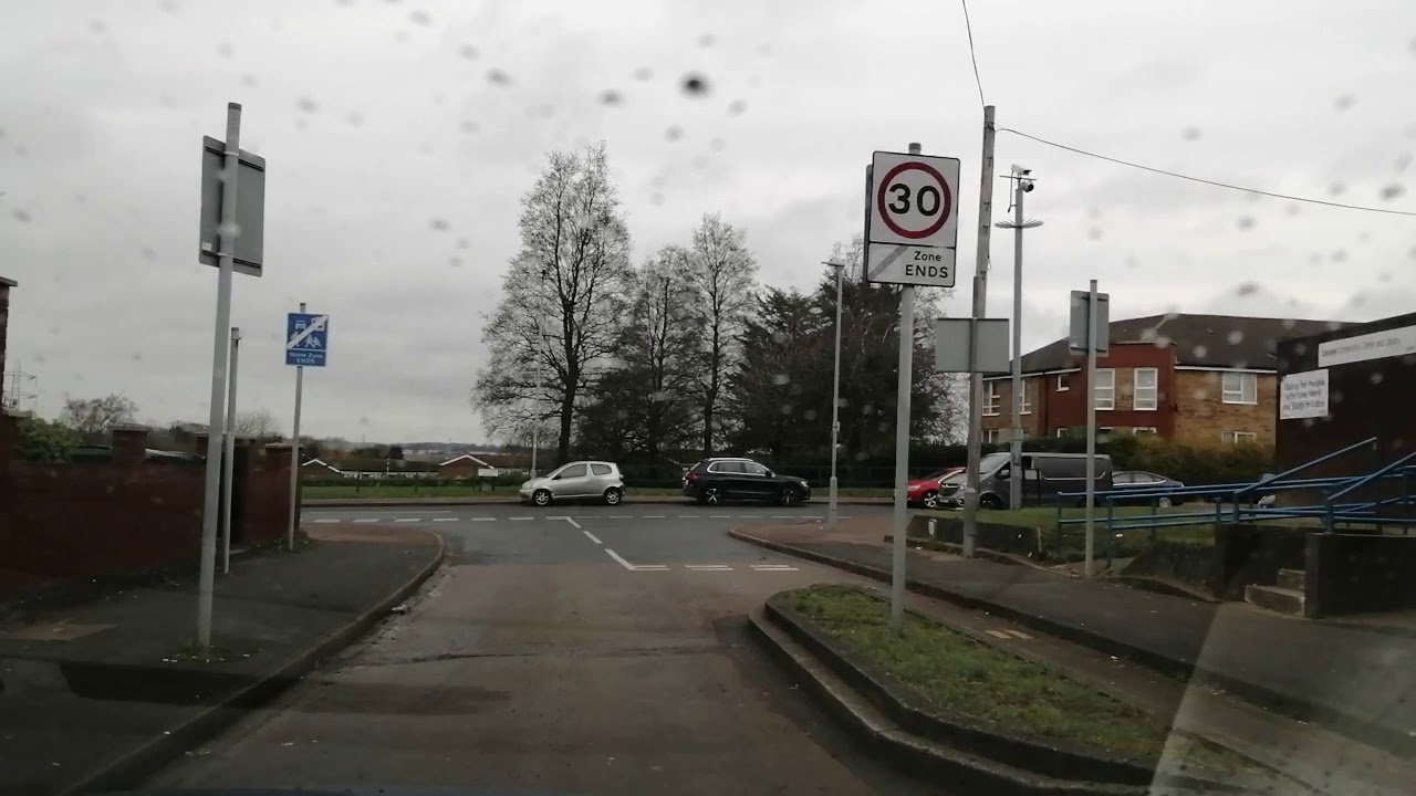 Driving from Lewsey farm to the range shop in Luton UK 🇬🇧 - YouTube