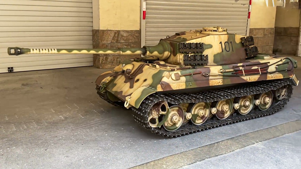 HUGE 1/6 Scale RC King Tiger Tank Will Blow Your Mind | Realistic WWII ...