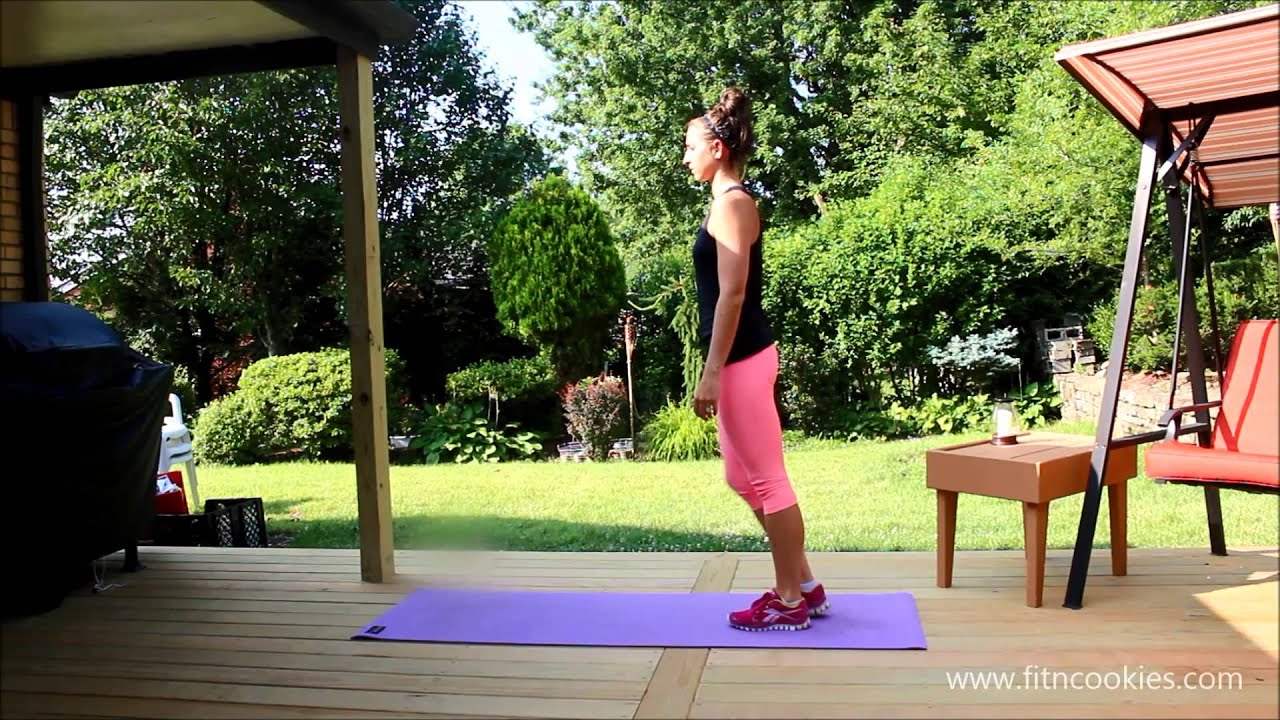 Front Lunge, Alternating Lunges, and Reverse Lunges - YouTube