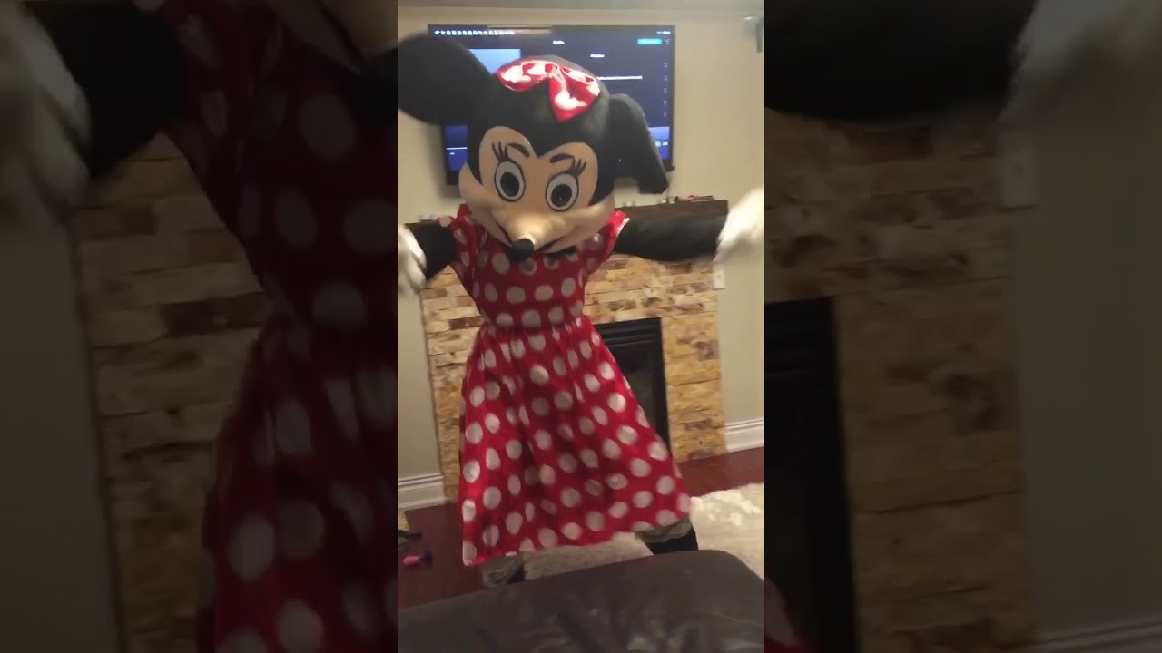 Minnie Mouse Dances to Gangsta's Paradise - YouTube
