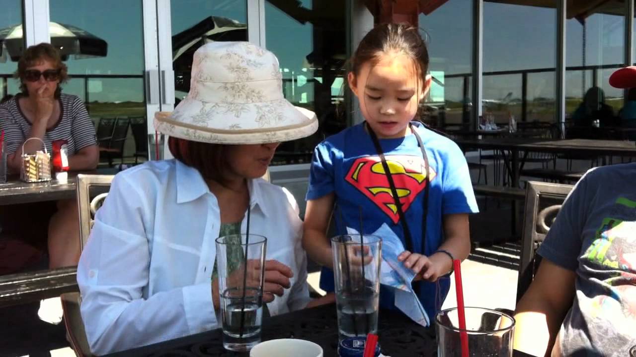 Family Lunch @ Skyhawk Restaurant, Delta BC - YouTube