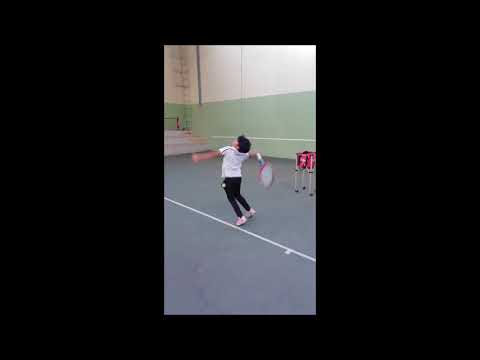 Çocuk tenis servis çalışması 10 yaş Çınar Tilki