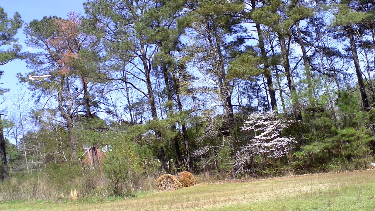 Con-VTOL Putting around yard - YouTube