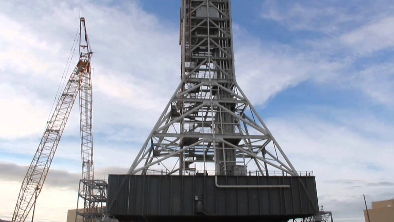 NASA Mobile Launch Platform (MLP) for the Space Launch System (SLS) (#1 ...