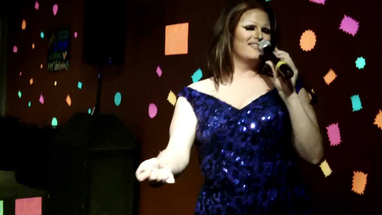 Pittsburgh's Georgia Bea Cummings performing at Cattivo's Black Light ...