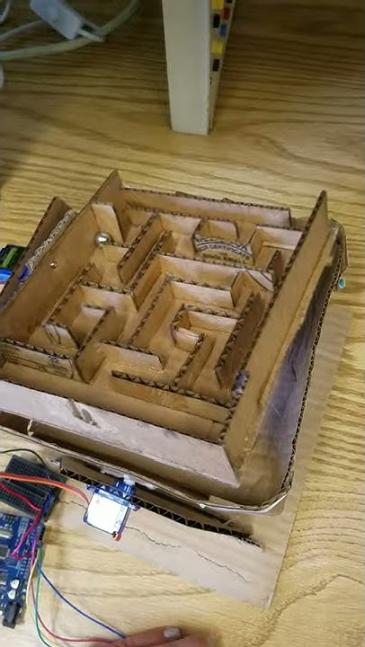Arduino Servo Labyrinth - YouTube
