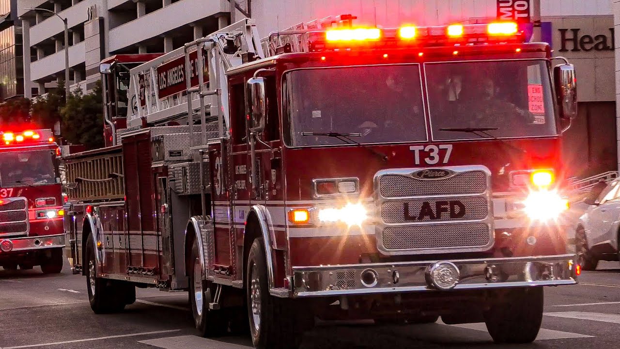 LAFD Light Force 37 Responding - YouTube