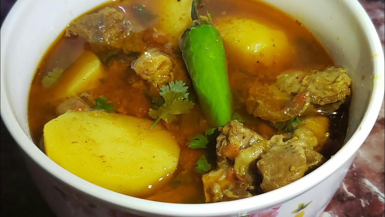 Aloo gosh | aloo mutton gosh ka Salan Recipe by Fizzahkomal - YouTube