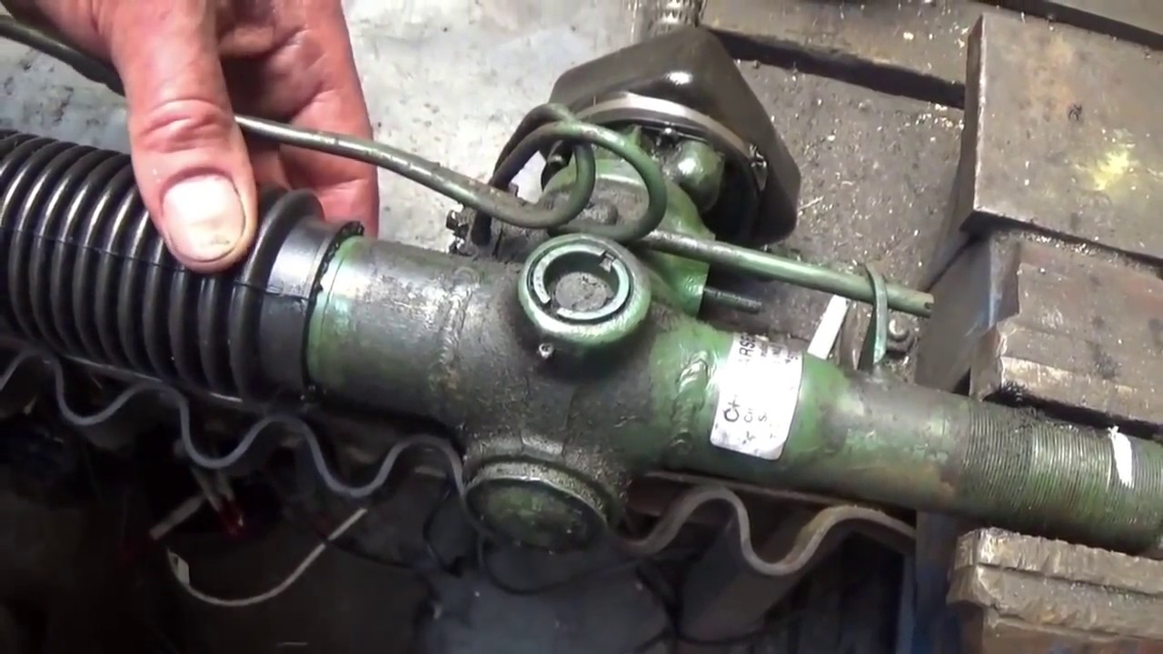DS TT How to exchange the dust covers of the steering rack - YouTube