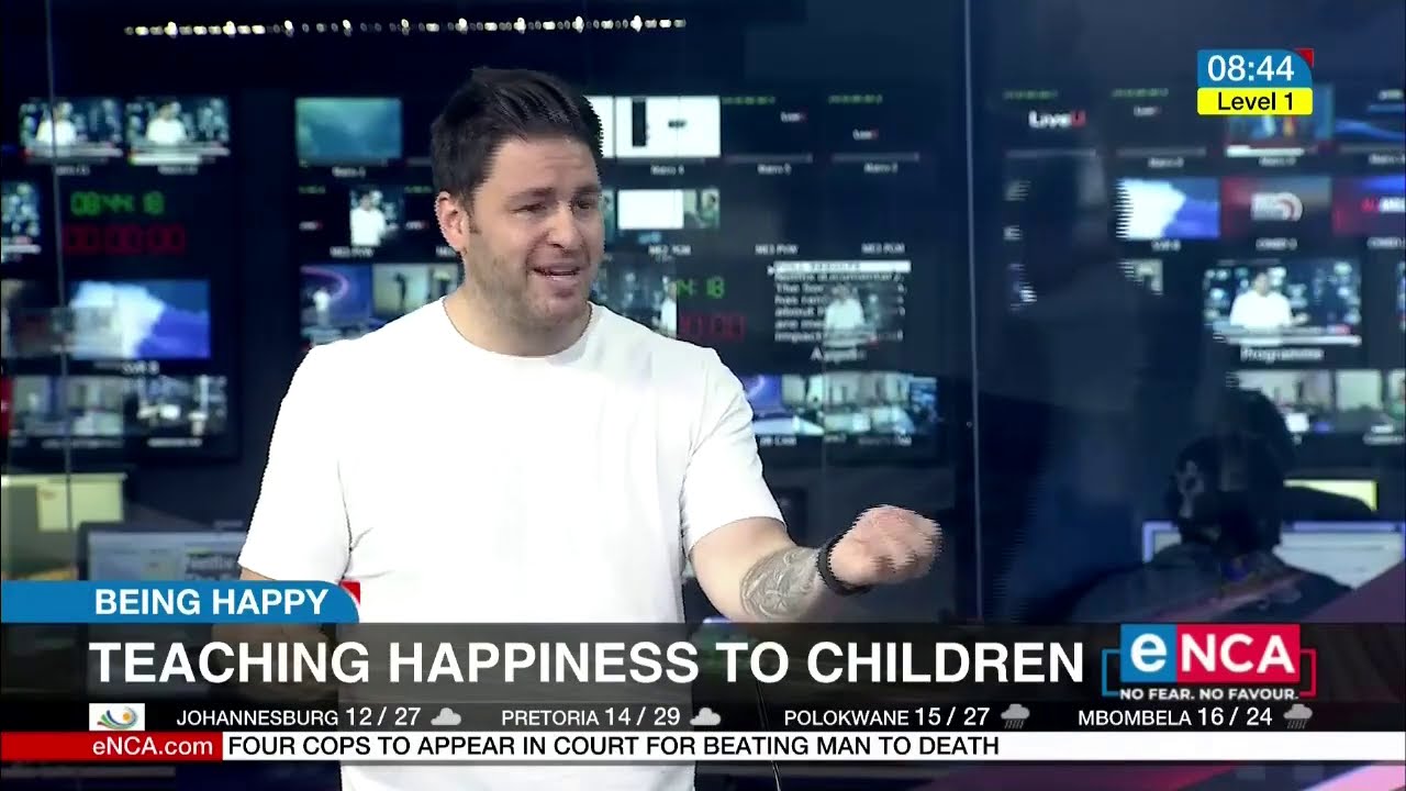Teaching happiness to children - YouTube