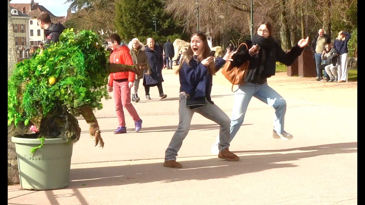 J'ADORE LE FRENCH SCREAM, DES RÉACTIONS IMPRESSIONNANTES - YouTube