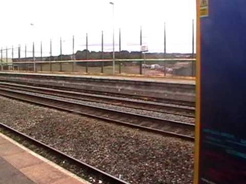 First Great Western Sprinter Hybrid class 153399 leaves Dawlish Warren ...
