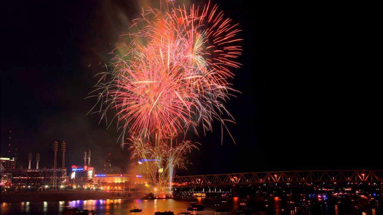 2014 Cincinnati Reds Fireworks - YouTube