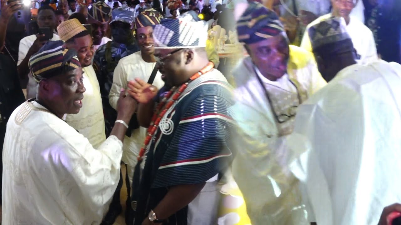 SEE WHAT K1 D ULTIMATE DID MOMENT HE STORM IN GBENGA HIGHLANDER`S MUM ...