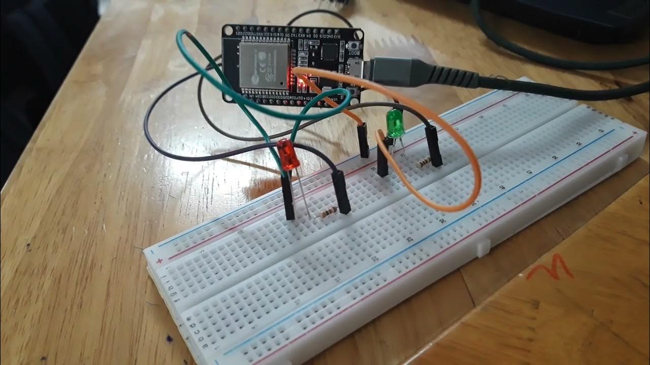 ESP32 điều khiển 2 Led đơn chớp tắt (sử dụng FreeRTOS) - YouTube