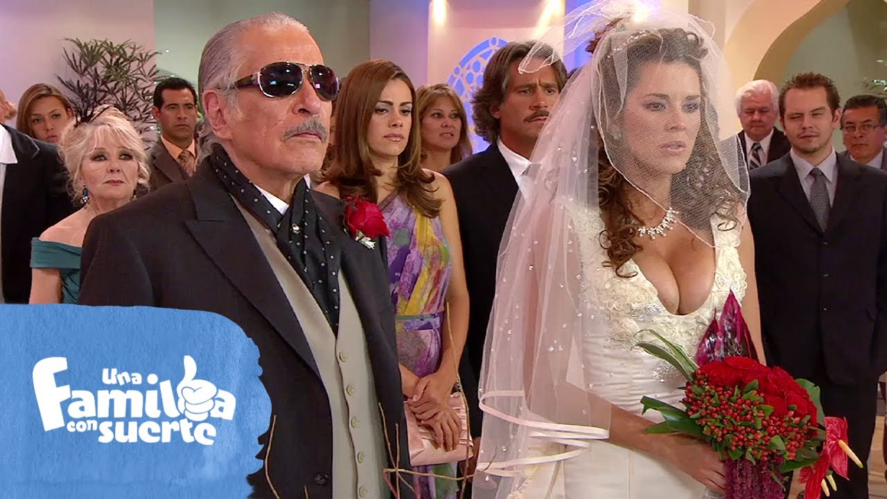 La triste boda de Candy con Napoleón | Una familia con suerte | C-163 | tlnovelas - YouTube