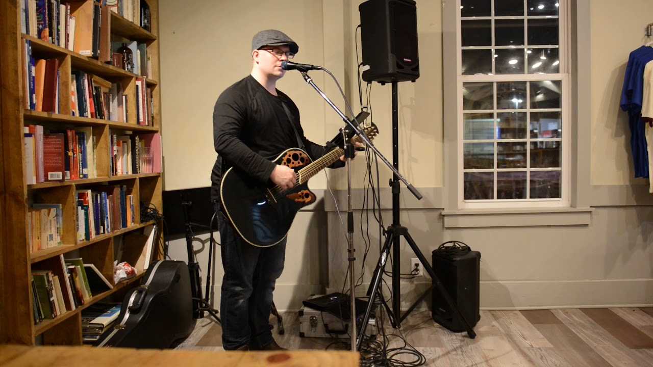 Evan Grubbs - Holding Her and Loving You live @ Books & Brews 12-15 ...