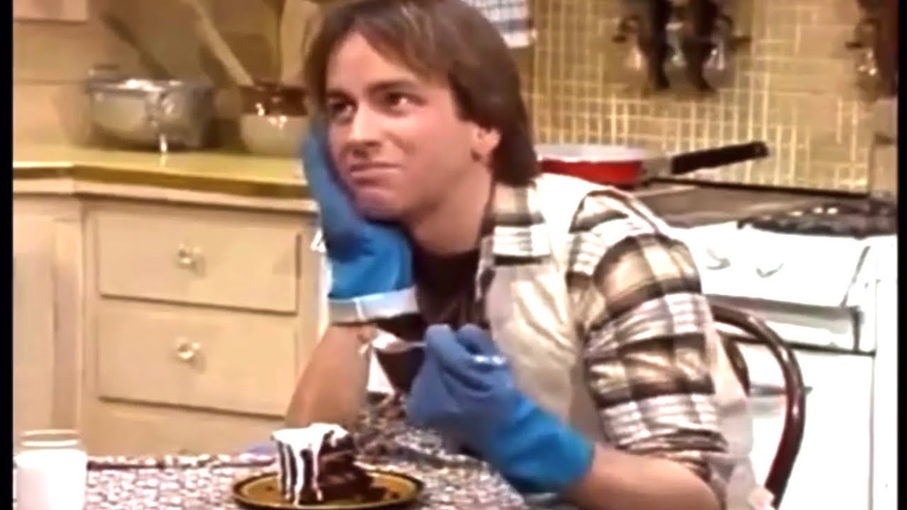 Jack And Chrissy Get Handcuffed | Three’s Company | Handcuffed | S4E18 ...