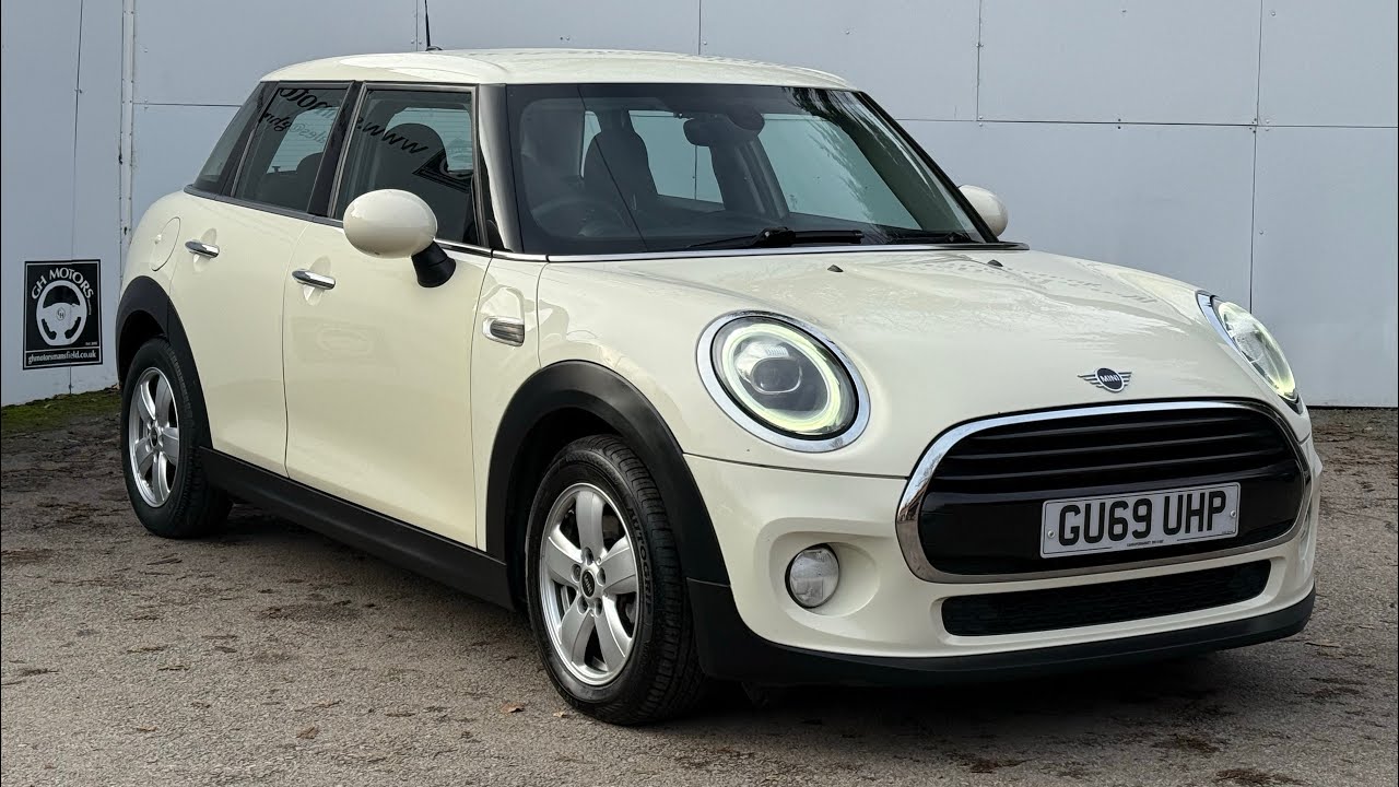 MINI Hatch 1.5 Cooper Classic GU69 UHP - YouTube