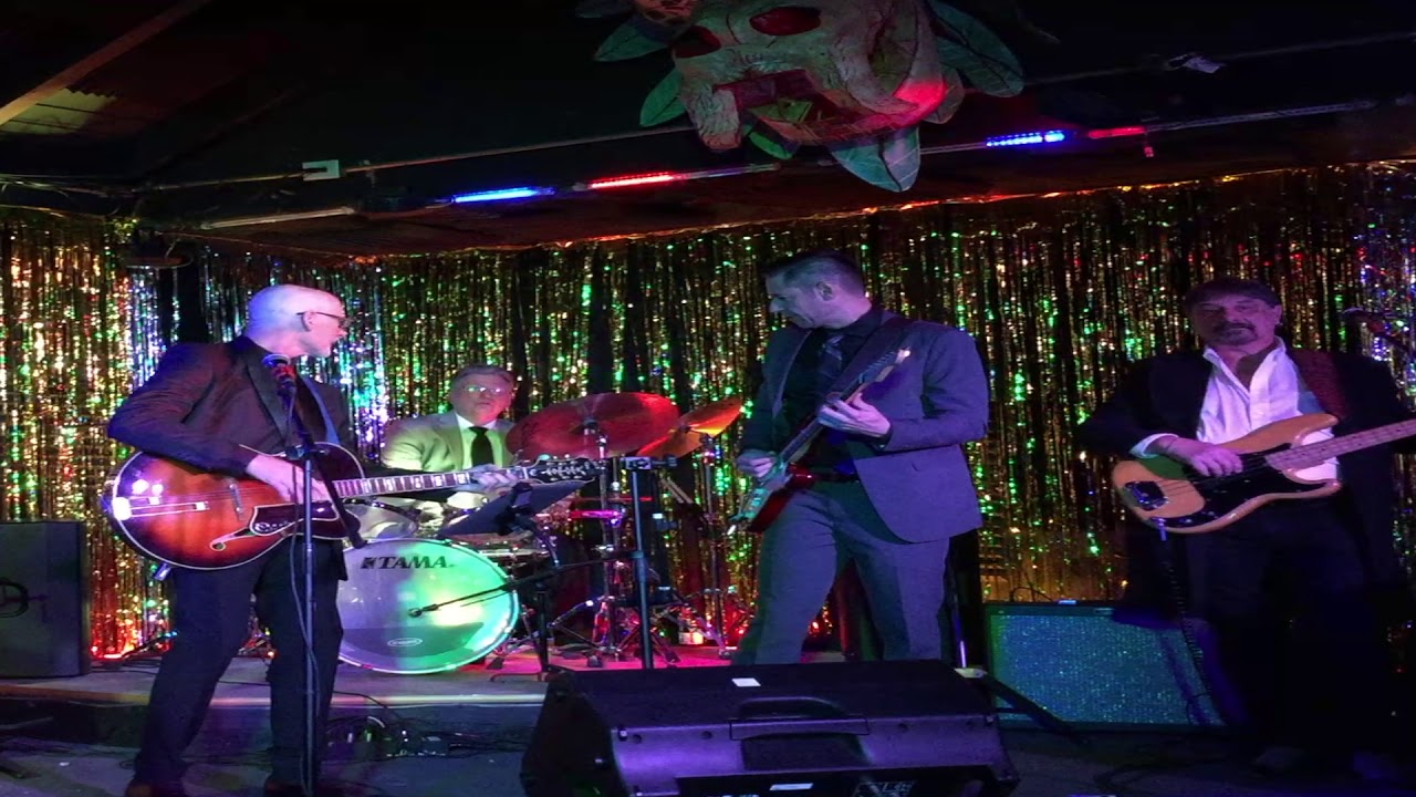 The Groove Kings Mini Show - YouTube