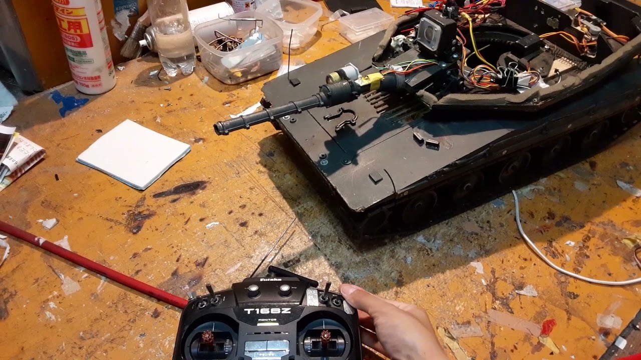 Tank gun stabiliser test with single gyro(old tow gyros) - YouTube