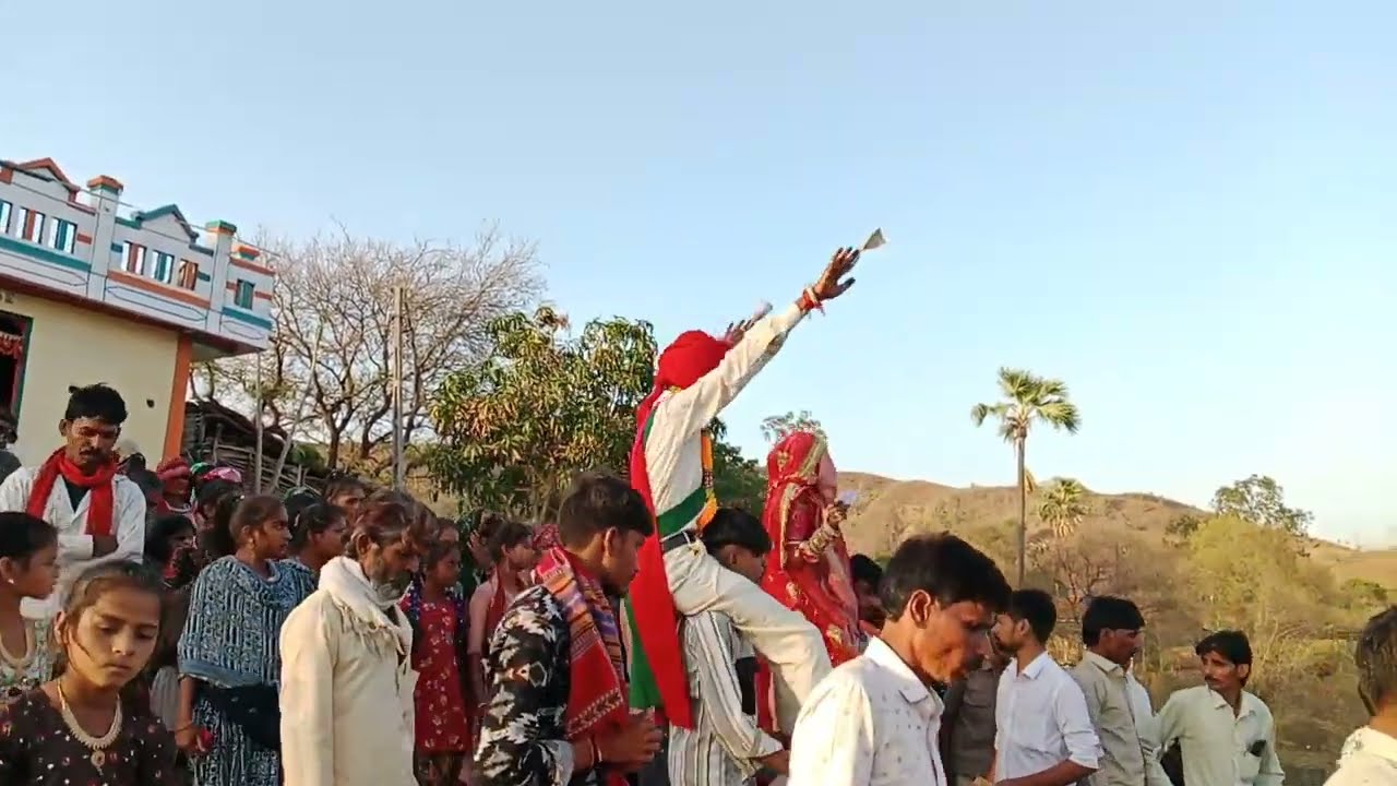 Adivshi dance dholiya video 2025‼️dulhan&dulha lagane dance video 2025‼ ...