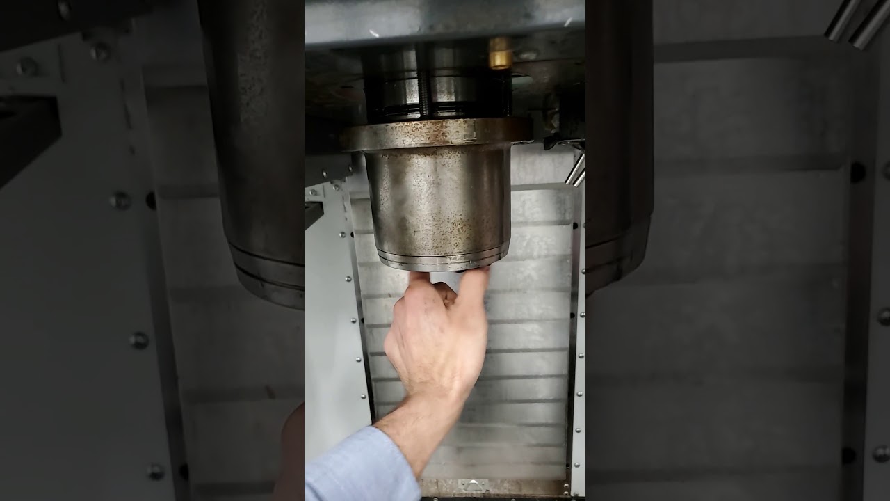 Bad spindle - YouTube