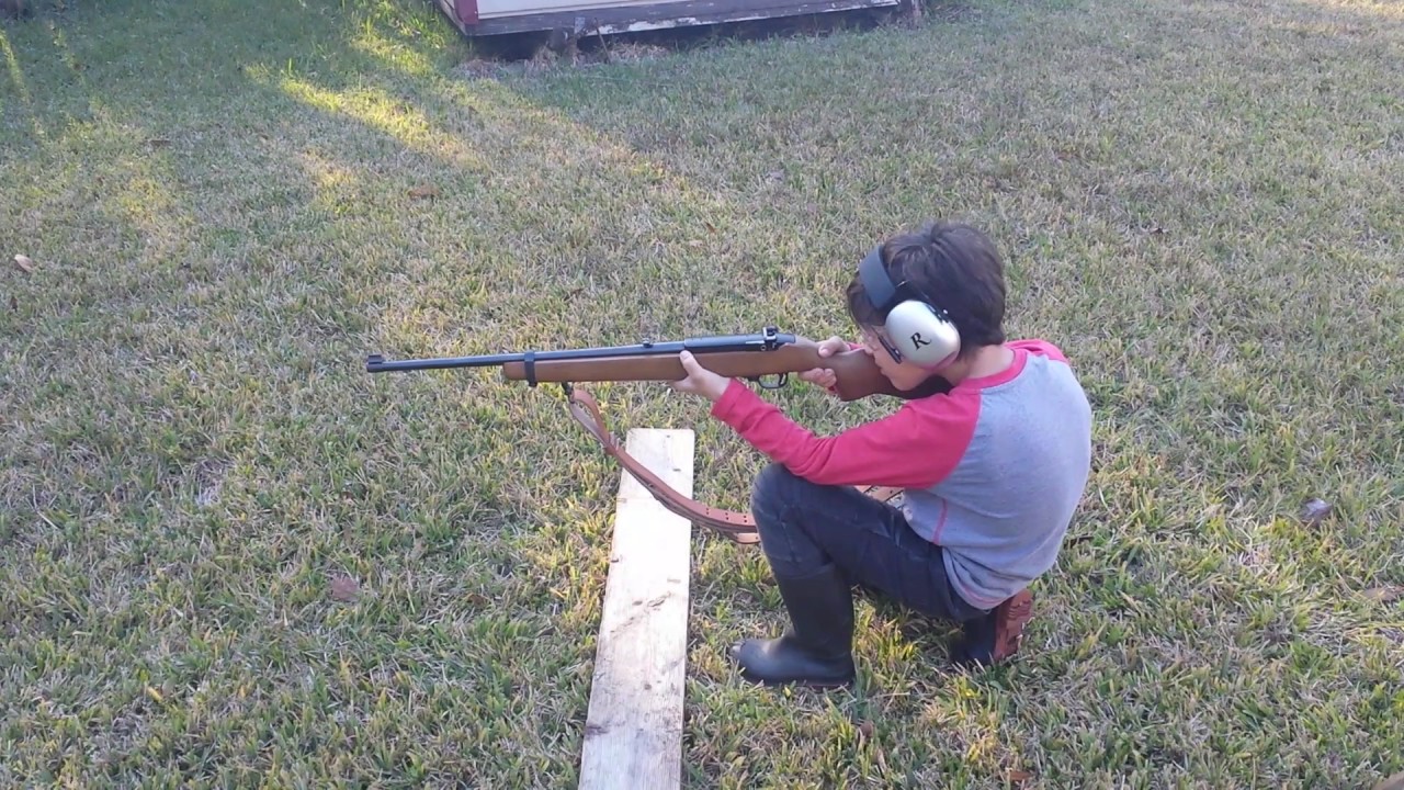 Liberty trainer Ruger 10/22 - Kid's first shots - YouTube