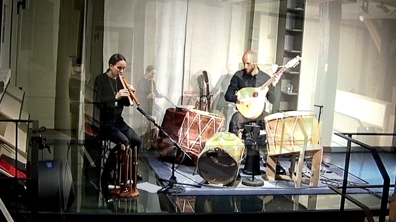Authentic medieval music live / double recorder - YouTube