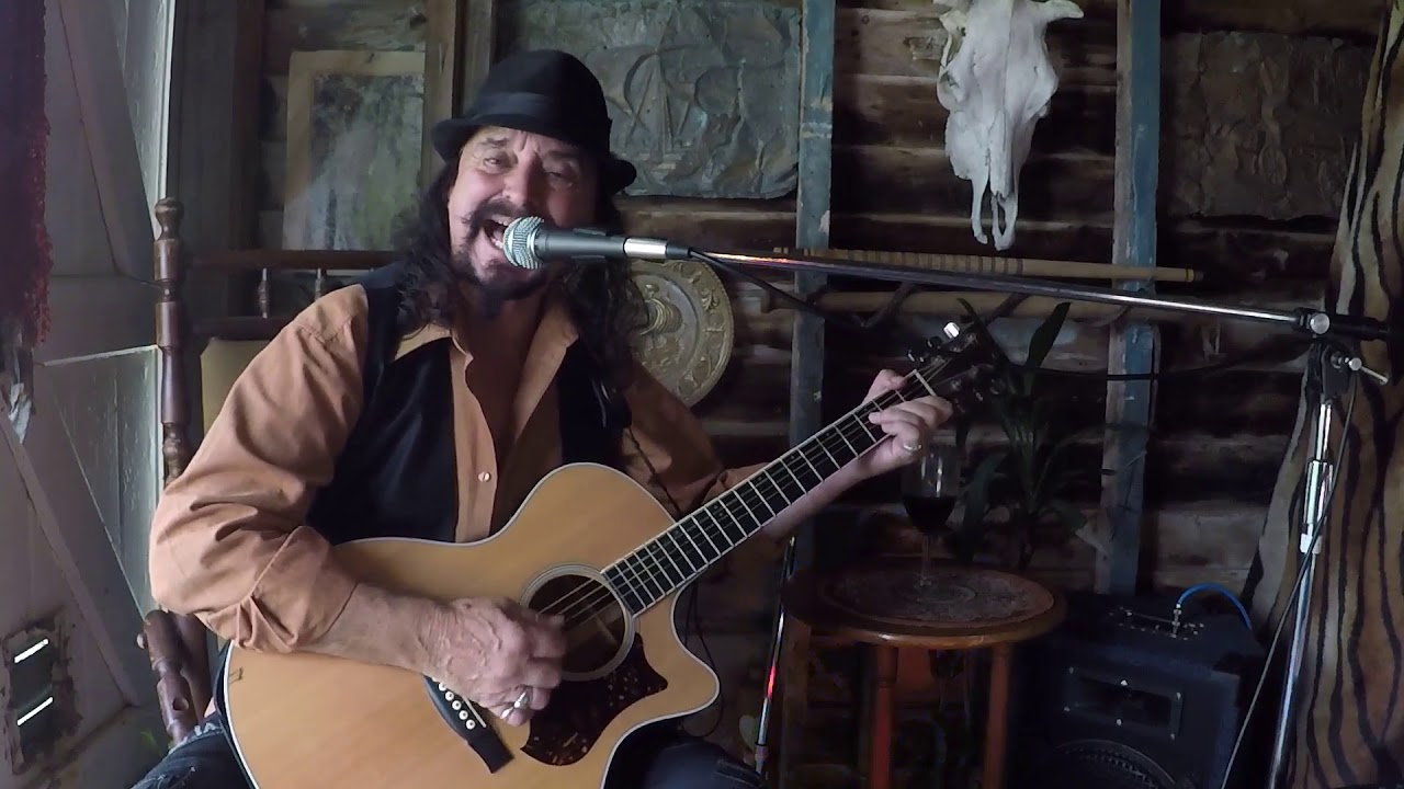 Tony LittleJohn /LIVE AND RAW/ Up on The Roof - YouTube