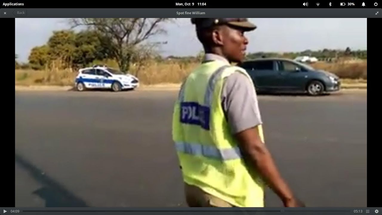 ZRP officer refuses with his name after taking license illegally - YouTube