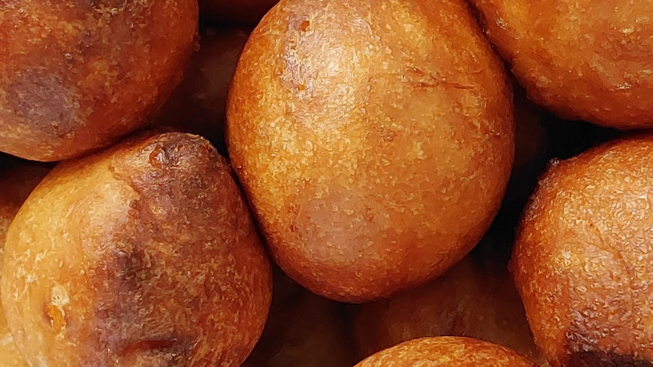 Skills to fry bofrot @pamelascookingvlog - YouTube