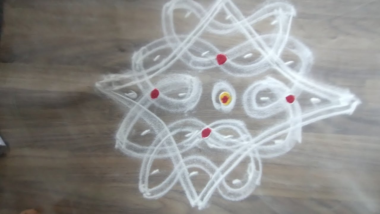 easy dots pidikili muggulu|| side border design|| simple kolam rangoli ...